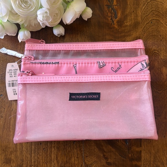 Victoria's Secret | Bags | Victorias Secrets Set Of 3 Zipper Vintage ...